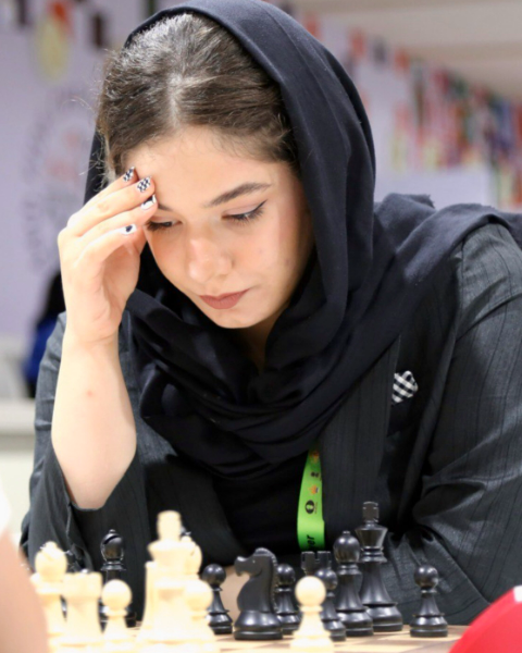 Anousha Mahdian: FIDE Online Arena