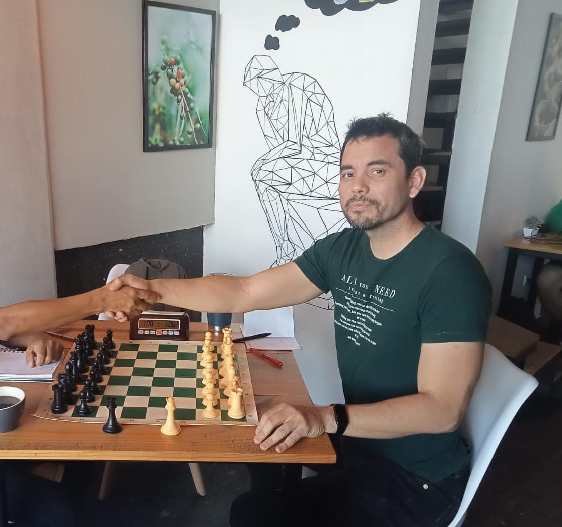 Edgar Alejandro León Espinoza: FIDE Online Arena
